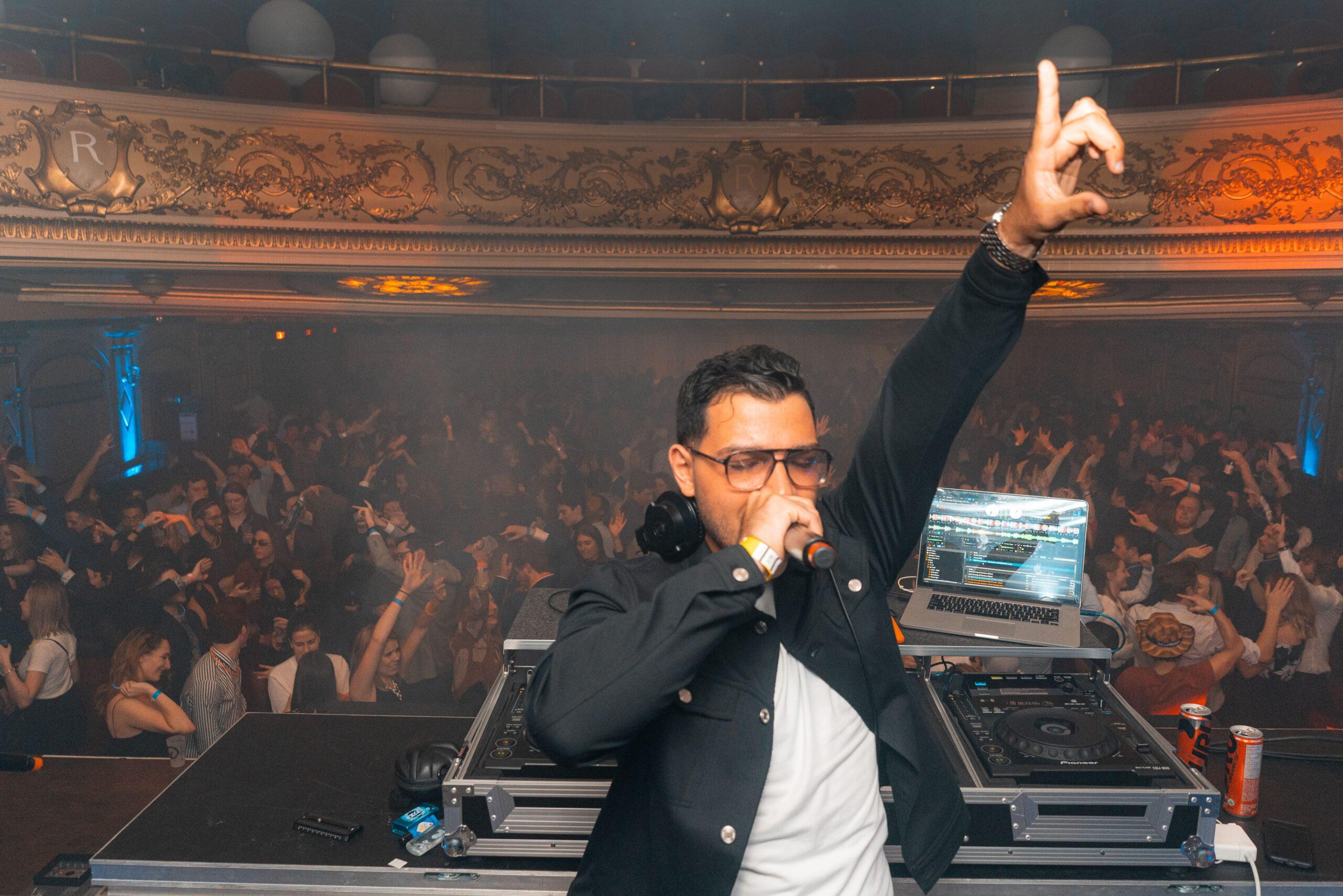 Weddings – Back To Basics